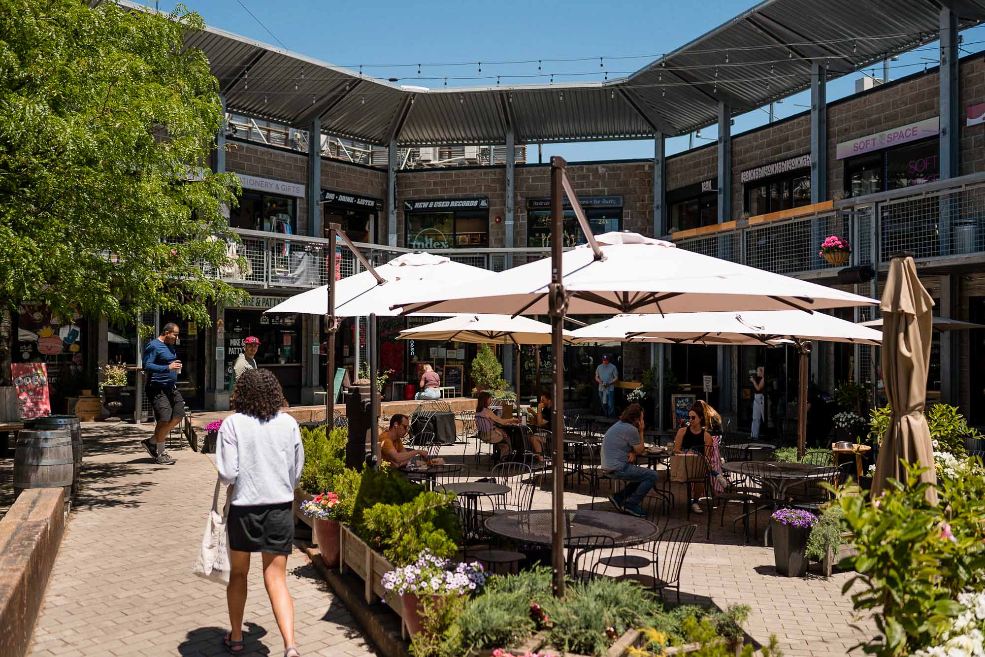 Bow Market – Cambria Boston-Somerville Hotel